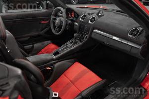 Red Porsche Boxster 2024 in Riga, with an engine capacity of 4.00 L and mileage of 23 thousand km for 145000 €, photo 13 on AUTOMOTO.COM.LV
