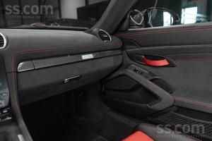 Red Porsche Boxster 2024 in Riga, with an engine capacity of 4.00 L and mileage of 23 thousand km for 145000 €, photo 31 on AUTOMOTO.COM.LV