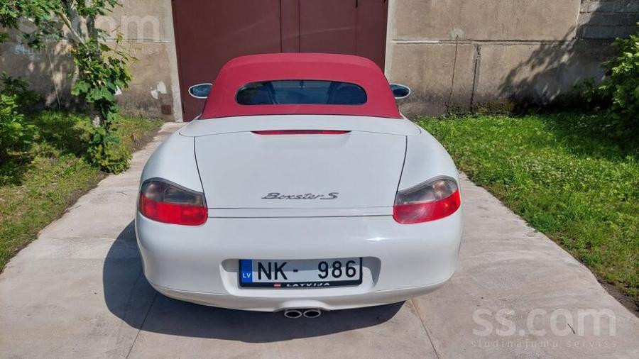 Balts Porsche Boxster 2002 Rīga, ar dzinēja tilpumu 3.20 L un nobraukumu 59 tūkst. km par 24990 €, foto 7 vietnē AUTOMOTO.COM.LV
