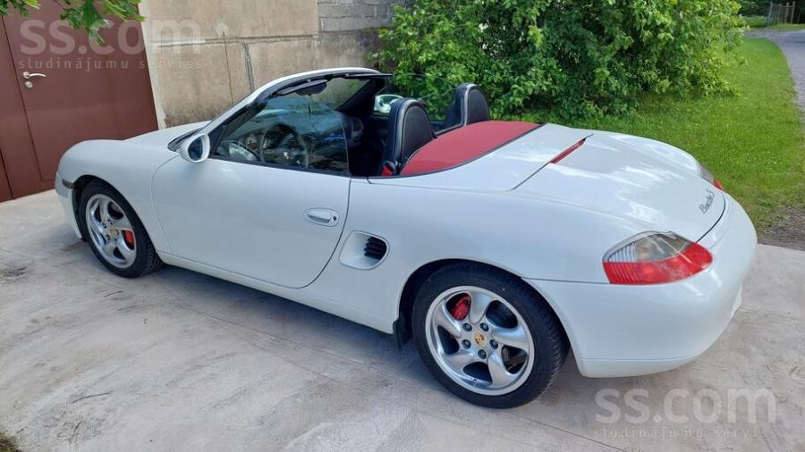 Balts Porsche Boxster 2002 Rīga, ar dzinēja tilpumu 3.20 L un nobraukumu 59 tūkst. km par 24990 €, foto 8 vietnē AUTOMOTO.COM.LV