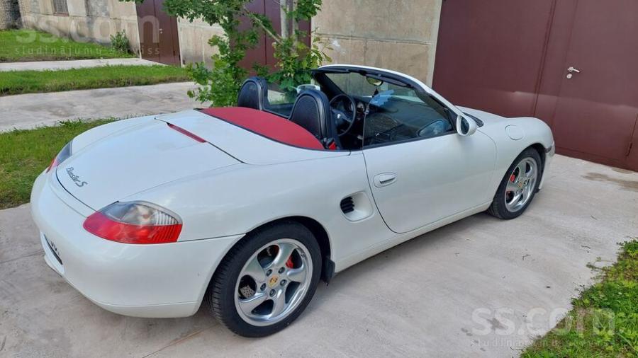Balts Porsche Boxster 2002 Rīga, ar dzinēja tilpumu 3.20 L un nobraukumu 59 tūkst. km par 24990 €, foto 9 vietnē AUTOMOTO.COM.LV