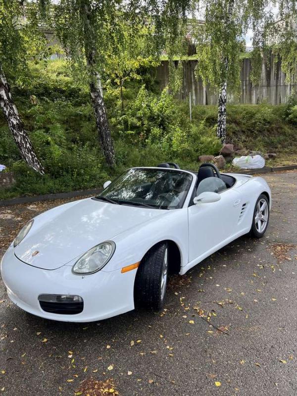Balts Porsche Boxster 2005 Alīta, ar dzinēja tilpumu 2.70 L un nobraukumu 224 tūkst. km par 11999 €, foto 7 vietnē AUTOMOTO.COM.LV