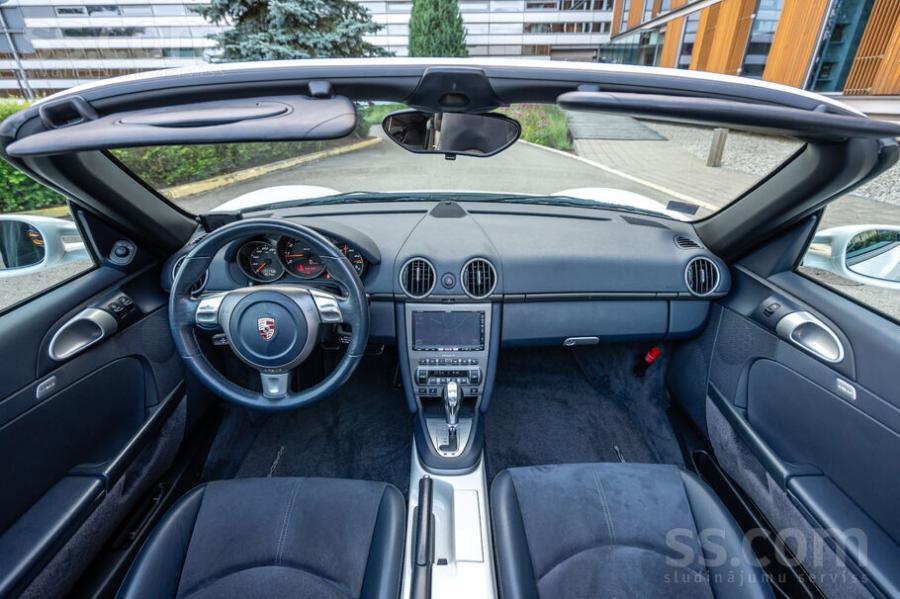 Balts Porsche Boxster 2007 Rīga, ar dzinēja tilpumu 2.70 L un nobraukumu 112 tūkst. km par 19999 €, foto 10 vietnē AUTOMOTO.COM.LV