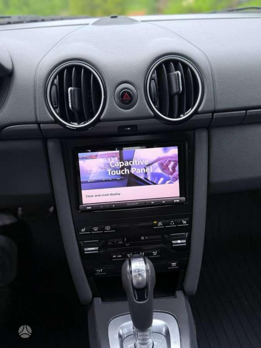 White Porsche Boxster 2009 in Vilnius, with an engine capacity of 2.89 L and mileage of 210 thousand km for 20000 €, photo 26 on AUTOMOTO.COM.LV