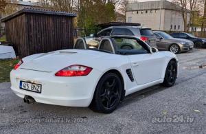 White Porsche Boxster 2009 in Narva, with an engine capacity of 2.70 L and mileage of 100 thousand km for 20000 €, photo 4 on AUTOMOTO.COM.LV