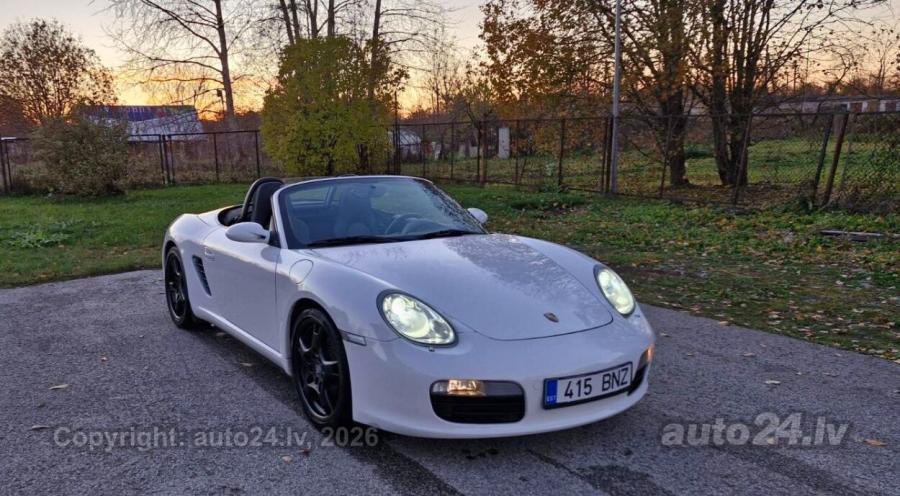 White Porsche Boxster 2009 in Narva, with an engine capacity of 2.70 L and mileage of 100 thousand km for 20000 €, photo 13 on AUTOMOTO.COM.LV