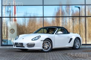 White Porsche Boxster 2010 in Riga, with an engine capacity of 2.90 L and mileage of 80 thousand km for 29000 €, photo 3 on AUTOMOTO.COM.LV