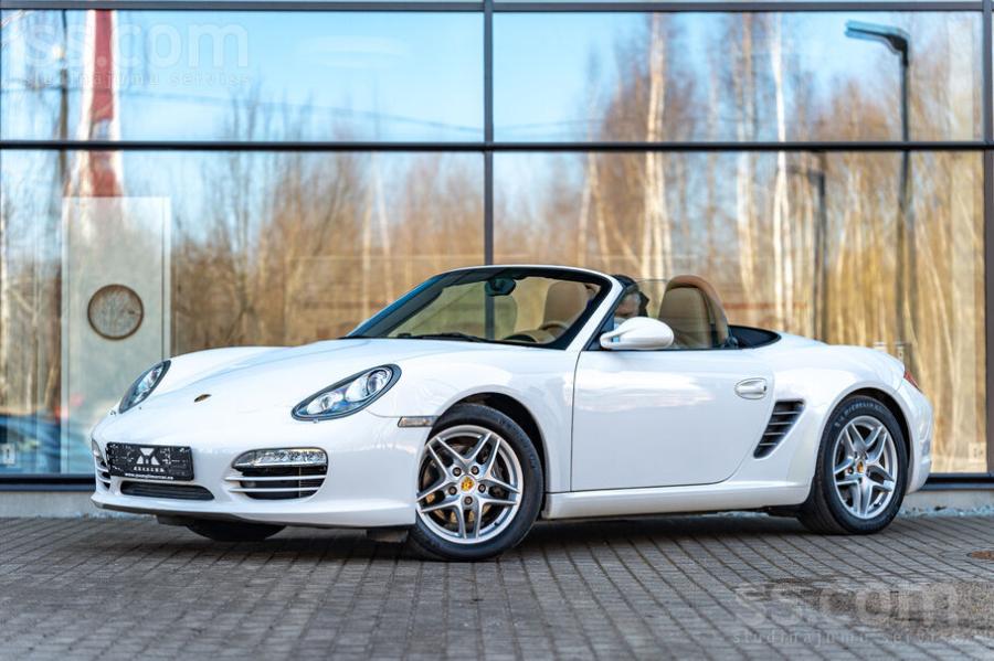 White Porsche Boxster 2010 in Riga, with an engine capacity of 2.90 L and mileage of 80 thousand km for 29000 €, photo 6 on AUTOMOTO.COM.LV