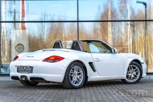 White Porsche Boxster 2010 in Riga, with an engine capacity of 2.90 L and mileage of 80 thousand km for 29000 €, photo 8 on AUTOMOTO.COM.LV