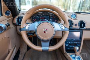 White Porsche Boxster 2010 in Riga, with an engine capacity of 2.90 L and mileage of 80 thousand km for 29000 €, photo 13 on AUTOMOTO.COM.LV