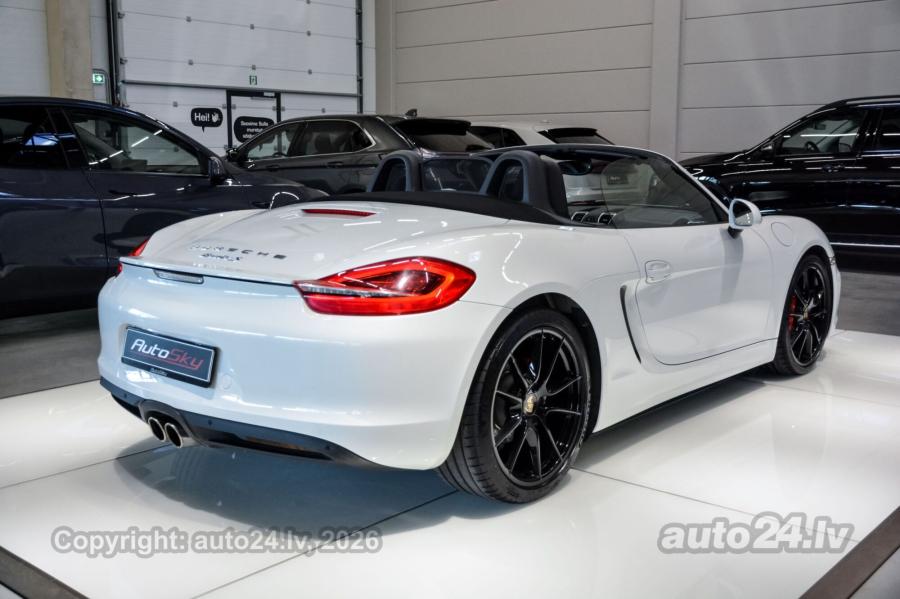 Balts Porsche Boxster 2013 Tallina, ar dzinēja tilpumu 3.40 L un nobraukumu 97 tūkst. km par 45500 €, foto 6 vietnē AUTOMOTO.COM.LV