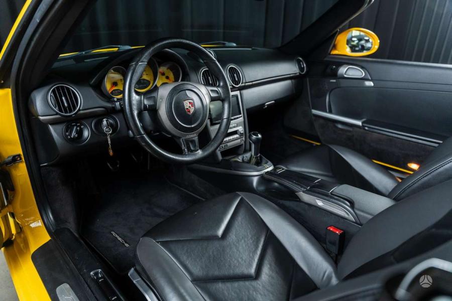 Dzeltens Porsche Boxster 2008 Viļņa, ar dzinēja tilpumu 2.69 L un nobraukumu 164 tūkst. km par 24500 €, foto 23 vietnē AUTOMOTO.COM.LV