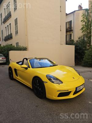 Yellow Porsche Boxster 2018 in Riga, with an engine capacity of 2.00 L and mileage of 43 thousand km for 59000 €, photo  on AUTOMOTO.COM.LV
