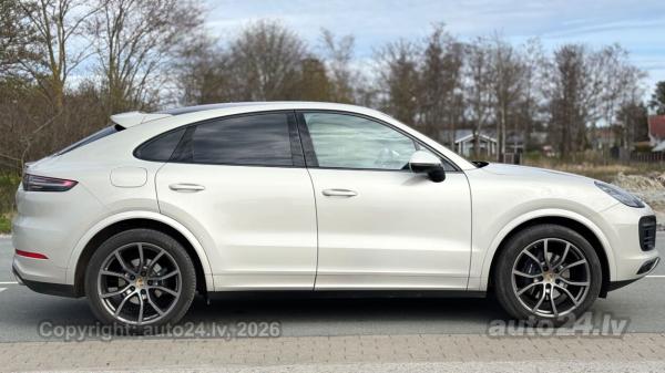 Smilšu krāsa Porsche Cayenne 2021 Tallina, ar dzinēja tilpumu 3.00 L un nobraukumu 87 tūkst. km par 77000 €, foto 6 vietnē AUTOMOTO.COM.LV