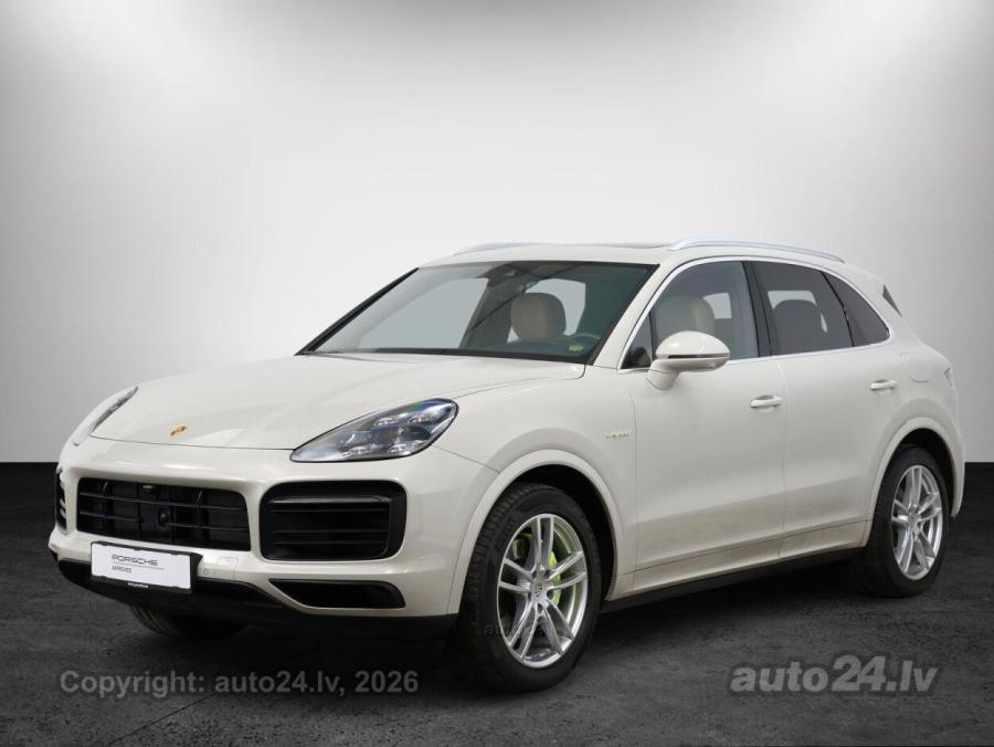 Smilšu krāsa Porsche Cayenne 2022 Tallina, ar dzinēja tilpumu 3.00 L un nobraukumu 24 tūkst. km par 80000 €, foto 1 vietnē AUTOMOTO.COM.LV
