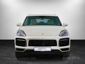 Smilšu krāsa Porsche Cayenne 2022 Tallina, ar dzinēja tilpumu 3.00 L un nobraukumu 24 tūkst. km par 80000 €, foto 2 vietnē AUTOMOTO.COM.LV