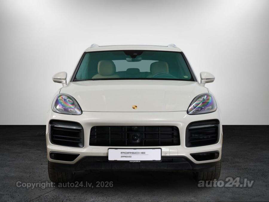 Smilšu krāsa Porsche Cayenne 2022 Tallina, ar dzinēja tilpumu 3.00 L un nobraukumu 24 tūkst. km par 80000 €, foto 2 vietnē AUTOMOTO.COM.LV