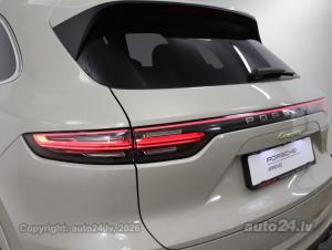 Smilšu krāsa Porsche Cayenne 2022 Tallina, ar dzinēja tilpumu 3.00 L un nobraukumu 24 tūkst. km par 80000 €, foto 9 vietnē AUTOMOTO.COM.LV