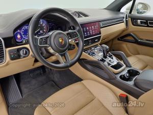 Smilšu krāsa Porsche Cayenne 2022 Tallina, ar dzinēja tilpumu 3.00 L un nobraukumu 24 tūkst. km par 80000 €, foto 14 vietnē AUTOMOTO.COM.LV