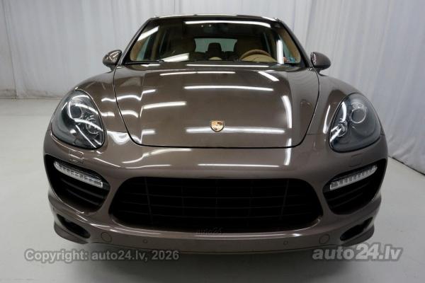 Smilšu krāsa Porsche Cayenne 2014 Tallina, ar dzinēja tilpumu 4.80 L un nobraukumu 304 tūkst. km par 20900 €, foto 9 vietnē AUTOMOTO.COM.LV
