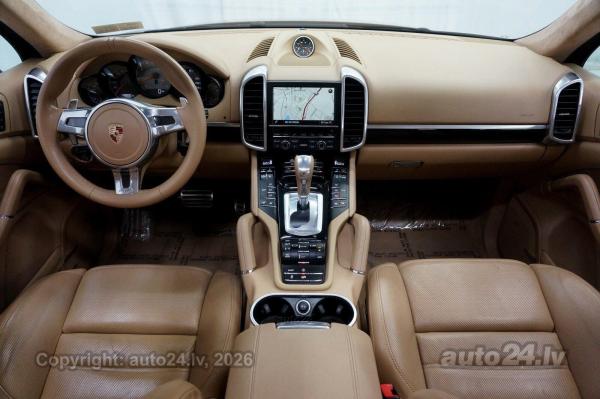 Smilšu krāsa Porsche Cayenne 2014 Tallina, ar dzinēja tilpumu 4.80 L un nobraukumu 304 tūkst. km par 20900 €, foto 10 vietnē AUTOMOTO.COM.LV