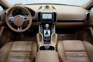 Smilšu krāsa Porsche Cayenne 2014 Tallina, ar dzinēja tilpumu 4.80 L un nobraukumu 304 tūkst. km par 20900 €, foto 10 vietnē AUTOMOTO.COM.LV