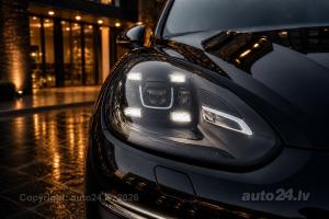 Black Porsche Cayenne 2017 in Tallinn, with an engine capacity of 3.00 L and mileage of 168 thousand km for 34500 €, photo 5 on AUTOMOTO.COM.LV