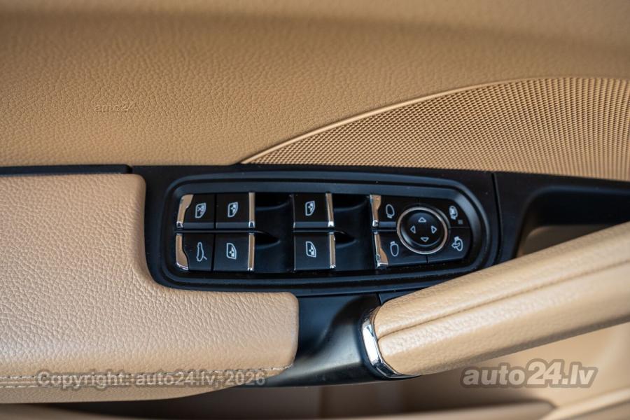 Black Porsche Cayenne 2017 in Tallinn, with an engine capacity of 3.00 L and mileage of 168 thousand km for 34500 €, photo 11 on AUTOMOTO.COM.LV