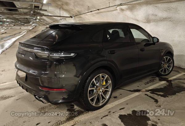 Melns Porsche Cayenne 2019 Tallina, ar dzinēja tilpumu 4.00 L un nobraukumu 125 tūkst. km par 84990 €, foto 1 vietnē AUTOMOTO.COM.LV