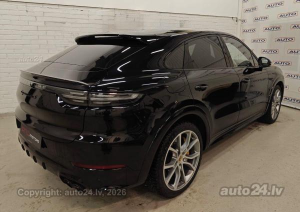 Melns Porsche Cayenne 2019 Tallina, ar dzinēja tilpumu 4.00 L un nobraukumu 125 tūkst. km par 84990 €, foto 2 vietnē AUTOMOTO.COM.LV