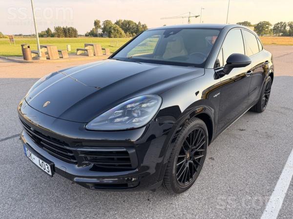 Melns Porsche Cayenne 2020 Rīga, ar dzinēja tilpumu 3.00 L un nobraukumu 99 tūkst. km par 65500 €, foto 1 vietnē AUTOMOTO.COM.LV