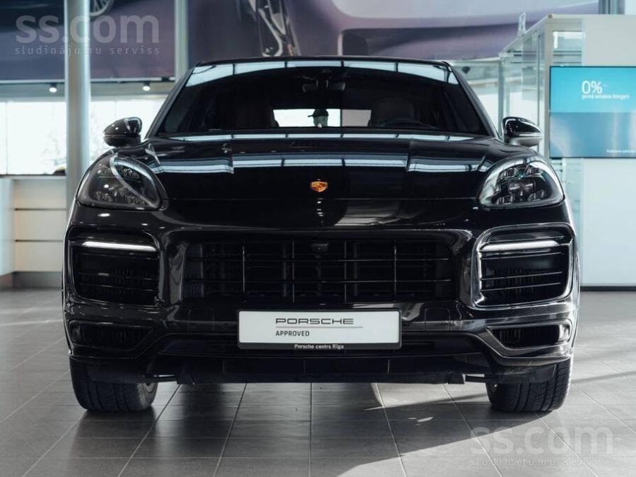Black Porsche Cayenne 2021 in Riga, with an engine capacity of 2.90 L and mileage of 34 thousand km for 33000 €, photo 11 on AUTOMOTO.COM.LV