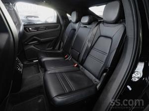 Black Porsche Cayenne 2022 in Riga, with an engine capacity of 3.00 L and mileage of 107 thousand km for 57900 €, photo 22 on AUTOMOTO.COM.LV