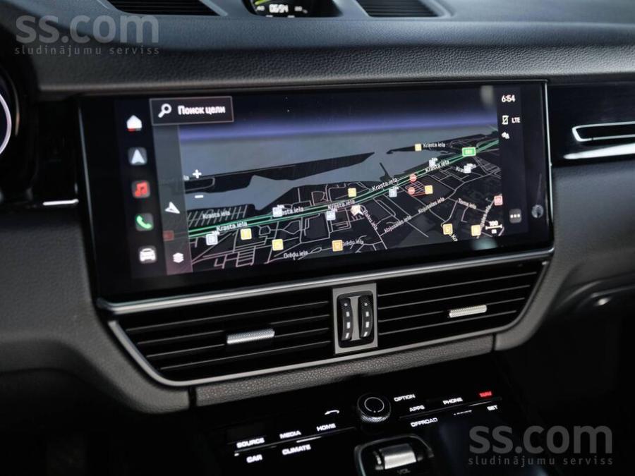 Black Porsche Cayenne 2022 in Riga, with an engine capacity of 3.00 L and mileage of 107 thousand km for 57900 €, photo 24 on AUTOMOTO.COM.LV