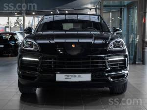 Melns Porsche Cayenne 2023 Rīga, ar dzinēja tilpumu 3.00 L un nobraukumu 45 tūkst. km par 69900 €, foto 9 vietnē AUTOMOTO.COM.LV