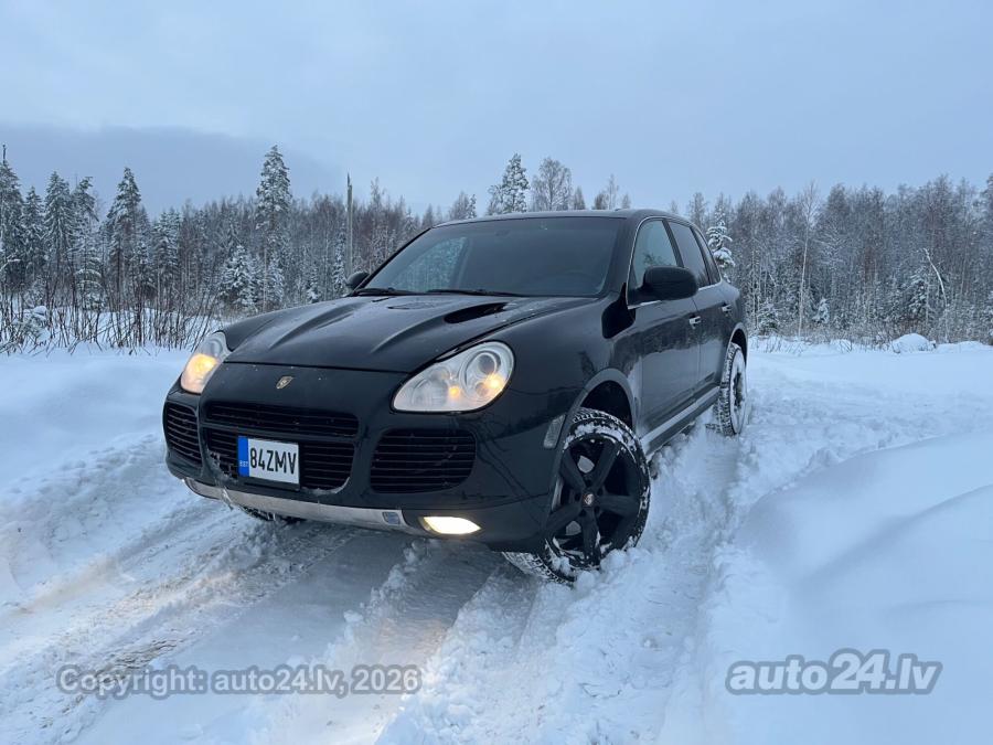 Melns Porsche Cayenne 2003 Rakvere, ar dzinēja tilpumu 4.50 L un nobraukumu 347 tūkst. km par 5999 €, foto 1 vietnē AUTOMOTO.COM.LV