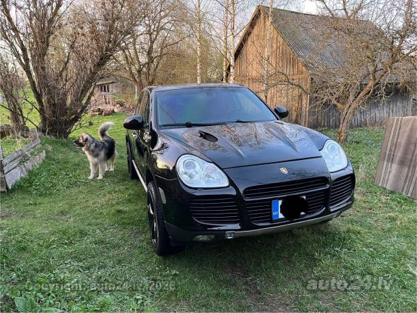 Melns Porsche Cayenne 2003 Rakvere, ar dzinēja tilpumu 4.50 L un nobraukumu 347 tūkst. km par 5999 €, foto 5 vietnē AUTOMOTO.COM.LV