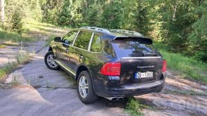 Melns Porsche Cayenne 2003 Jelgava, ar dzinēja tilpumu 4.50 L un nobraukumu 275 tūkst. km par 3000 €, foto 3 vietnē AUTOMOTO.COM.LV