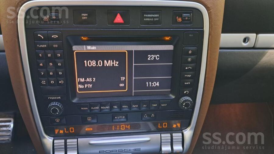 Melns Porsche Cayenne 2003 Jelgava, ar dzinēja tilpumu 4.50 L un nobraukumu 275 tūkst. km par 3000 €, foto 7 vietnē AUTOMOTO.COM.LV