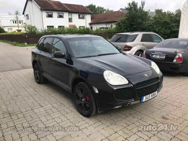 Melns Porsche Cayenne 2004 Tallina, ar dzinēja tilpumu 0.00 L un nobraukumu 122 tūkst. km par 11500 €, foto 2 vietnē AUTOMOTO.COM.LV
