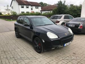 Melns Porsche Cayenne 2004 Tallina, ar dzinēja tilpumu 0.00 L un nobraukumu 122 tūkst. km par 11500 €, foto 3 vietnē AUTOMOTO.COM.LV