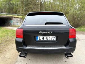 Melns Porsche Cayenne 2004 Jēkabpils, ar dzinēja tilpumu 4.40 L un nobraukumu 336 tūkst. km par 6000 €, foto 6 vietnē AUTOMOTO.COM.LV