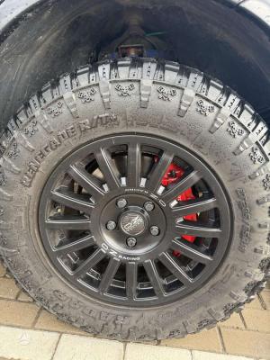 Melns Porsche Cayenne 2004 Kauņa, ar dzinēja tilpumu 4.51 L un nobraukumu 227 tūkst. km par 25000 €, foto 13 vietnē AUTOMOTO.COM.LV