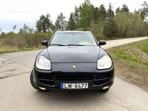 Black Porsche Cayenne 2004 in Jekabpils, with an engine capacity of 4.50 L and mileage of 336 thousand km for 4475 €, photo 3 on AUTOMOTO.COM.LV