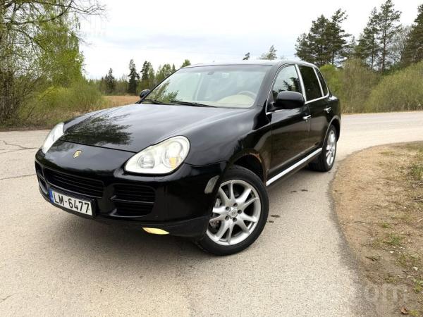 Black Porsche Cayenne 2004 in Jekabpils, with an engine capacity of 4.50 L and mileage of 336 thousand km for 4475 €, photo 4 on AUTOMOTO.COM.LV