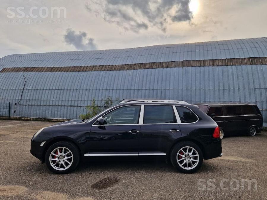 Черный Порше Каен 2004 в Валмиера, объемом двигателя 4.50 л и пробегом 269 тыс. км за 7770 €, фото 8 на AUTOMOTO.COM.LV