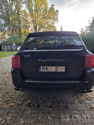 Melns Porsche Cayenne 2004 Rīga, ar dzinēja tilpumu 4.50 L un nobraukumu 256 tūkst. km par 5900 €, foto 7 vietnē AUTOMOTO.COM.LV