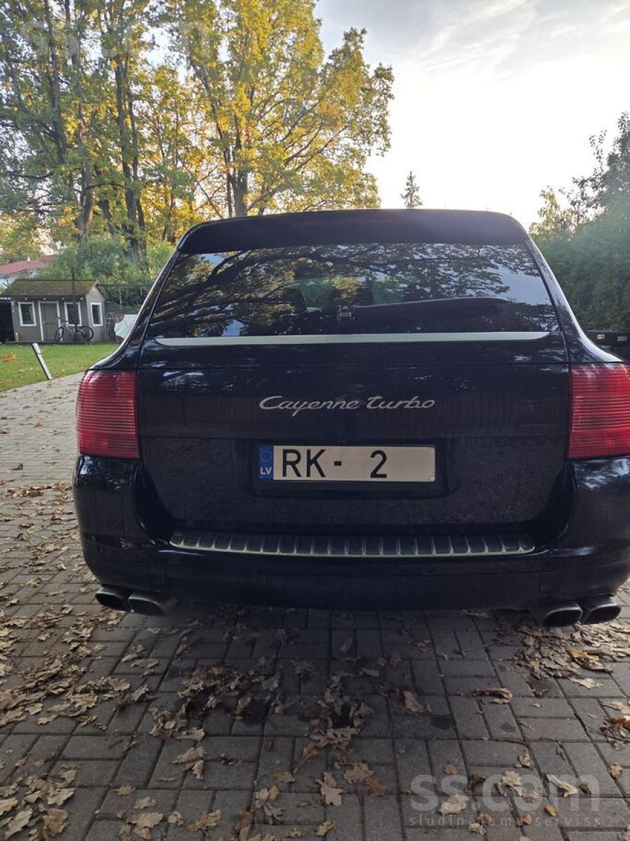 Melns Porsche Cayenne 2004 Rīga, ar dzinēja tilpumu 4.50 L un nobraukumu 256 tūkst. km par 5900 €, foto 7 vietnē AUTOMOTO.COM.LV