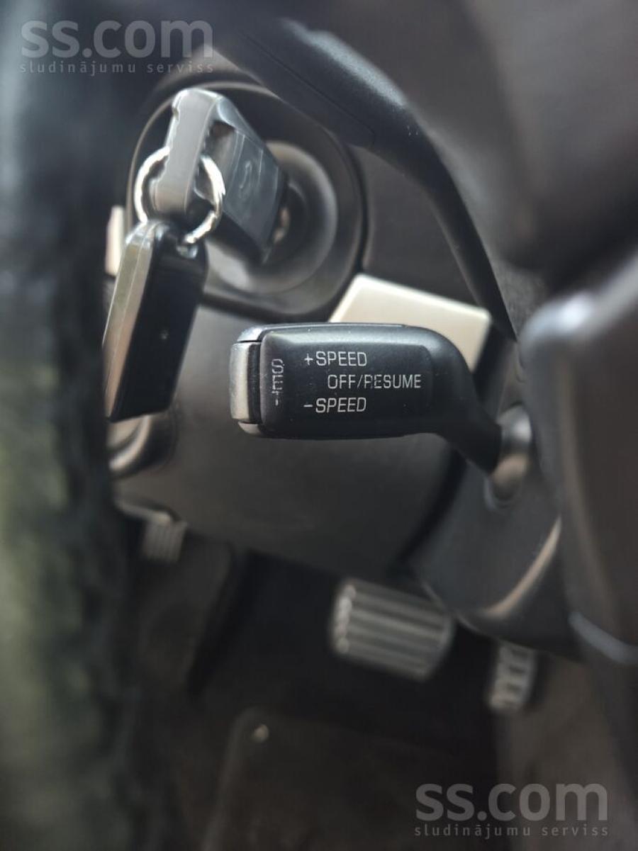 Melns Porsche Cayenne 2004 Rīga, ar dzinēja tilpumu 4.50 L un nobraukumu 256 tūkst. km par 5900 €, foto 15 vietnē AUTOMOTO.COM.LV