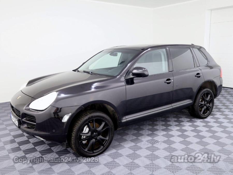Melns Porsche Cayenne 2005 Tallina, ar dzinēja tilpumu 4.50 L un nobraukumu 237 tūkst. km par 1999 €, foto 2 vietnē AUTOMOTO.COM.LV